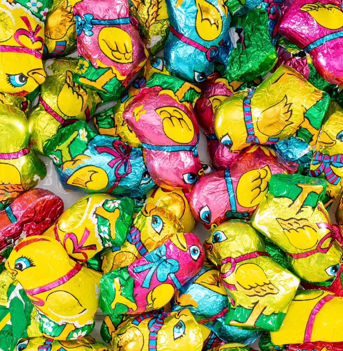 Madelaine Mini Chicks Bulk 30 lb 1500ct .32 oz – Vintage Candy Co.