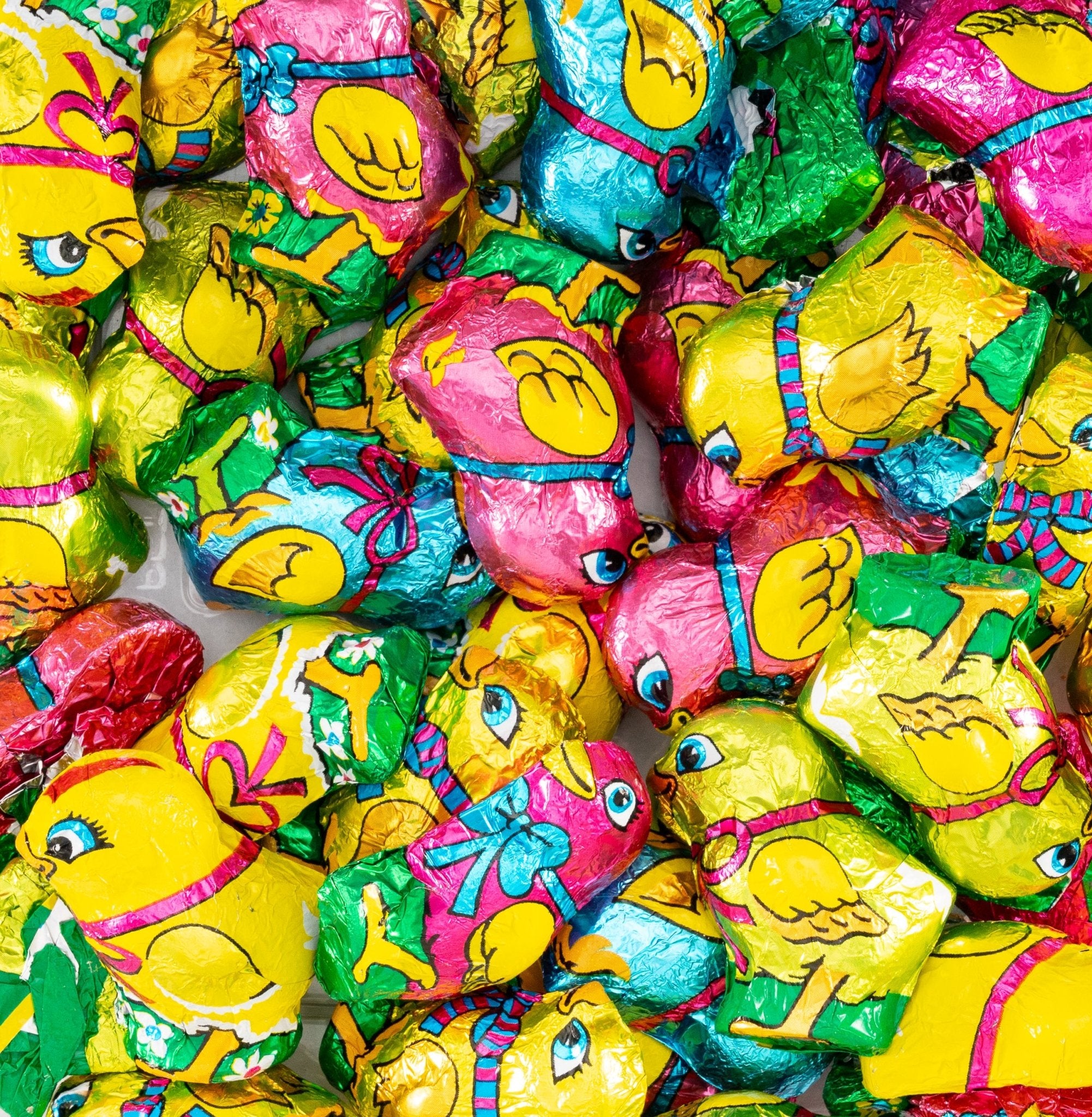 Madelaine Mini Chicks Bulk 30 lb 1500ct .32 oz – Vintage Candy Co.